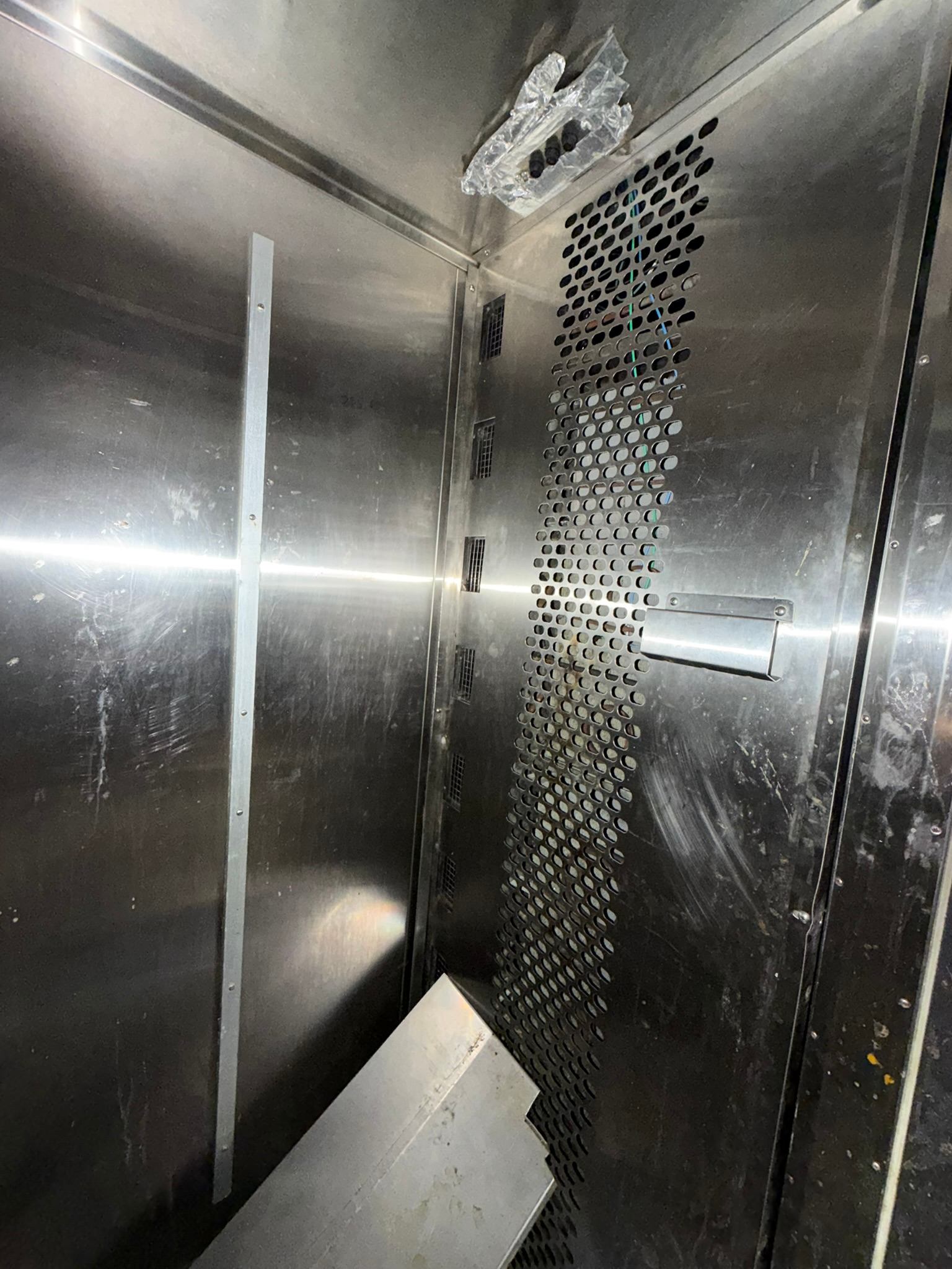 Traulsen RBC200 Remote Roll-In 200 lb Blast Chiller, Remote compressor ...
